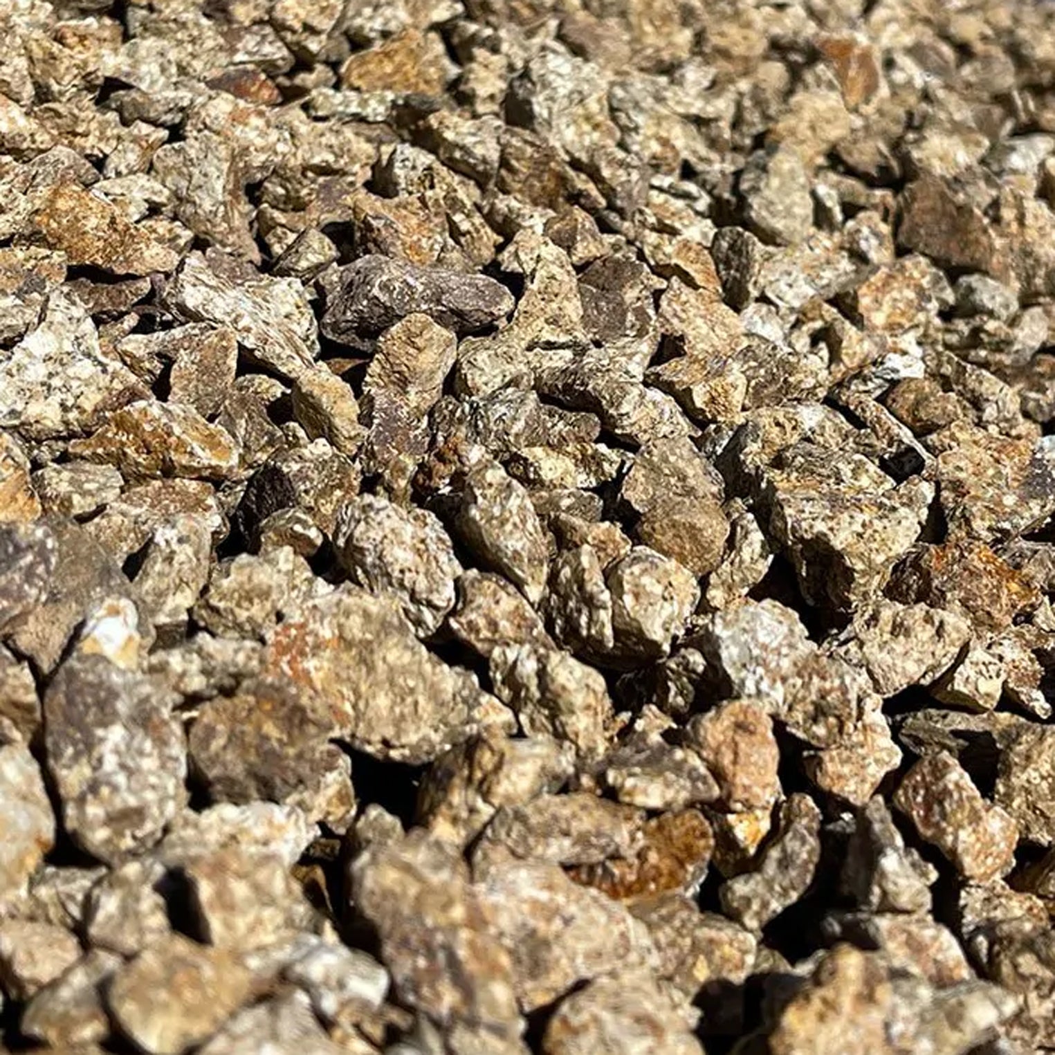Apache Gold – Parsons Rocks